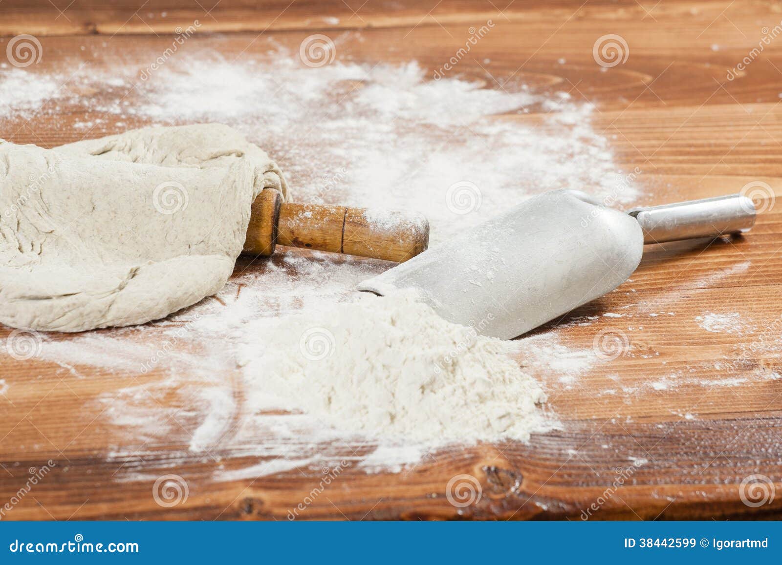 Dought imagem de stock. Imagem de cozinha, massa, casa - 38442599