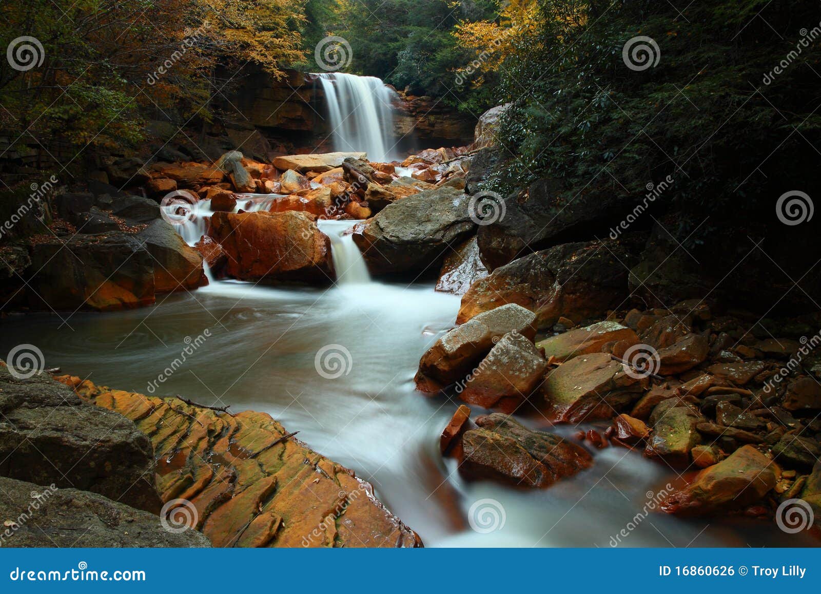 Douglas Falls stock photo. Image of waterfall, natural - 16860626