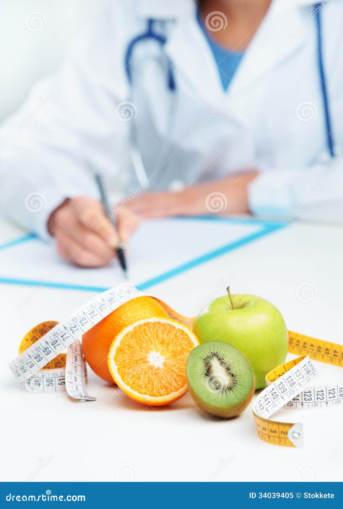Doutor do nutricionista imagem de stock. Imagem de alaranjado - 34039405