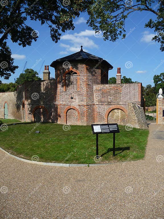The Dovecot at Valentines Mansion Stock Photo - Image of brickwall ...