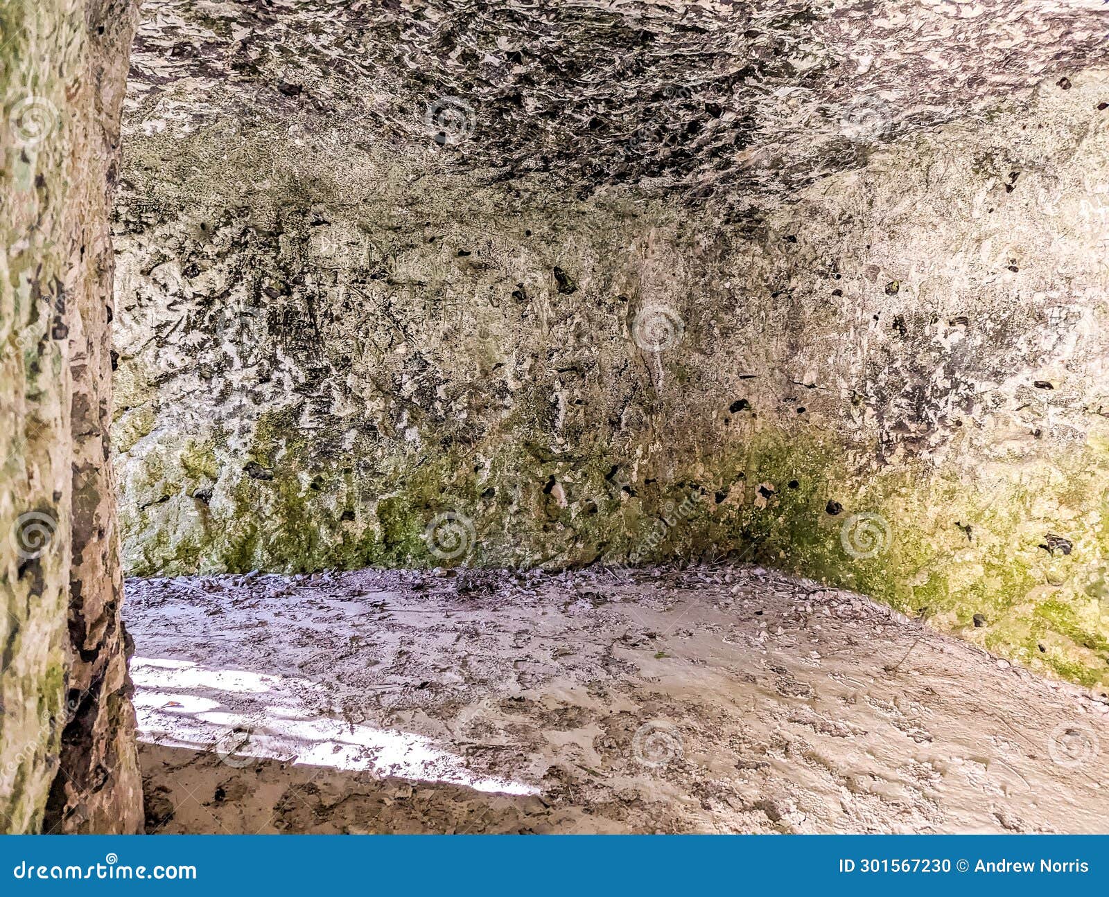 Dover Cliff Cave stock photo. Image of cliffs, wonder - 301567230