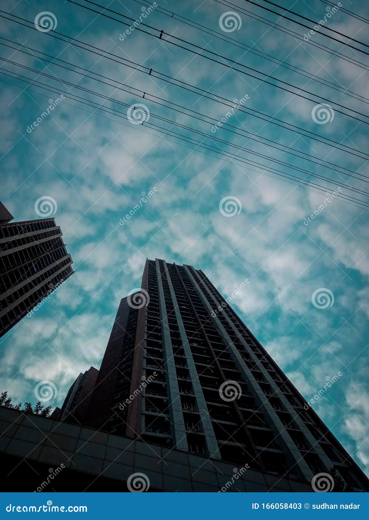 Down_to_up sky view stock image. Image of blue, view - 166058403