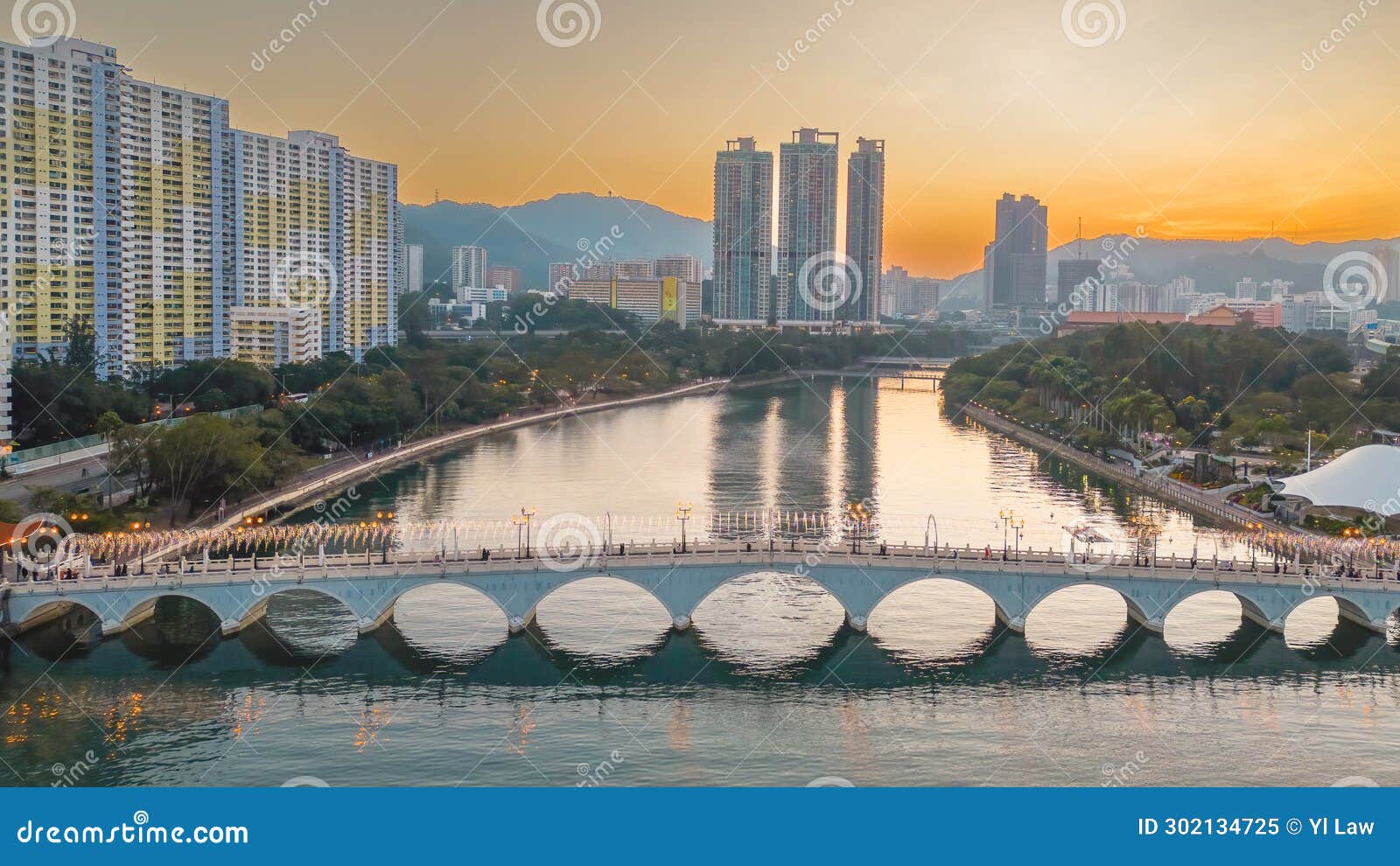 Downtown Cityscape at Dusk with Skyline, Bridge Dec 24 2023 Editorial ...