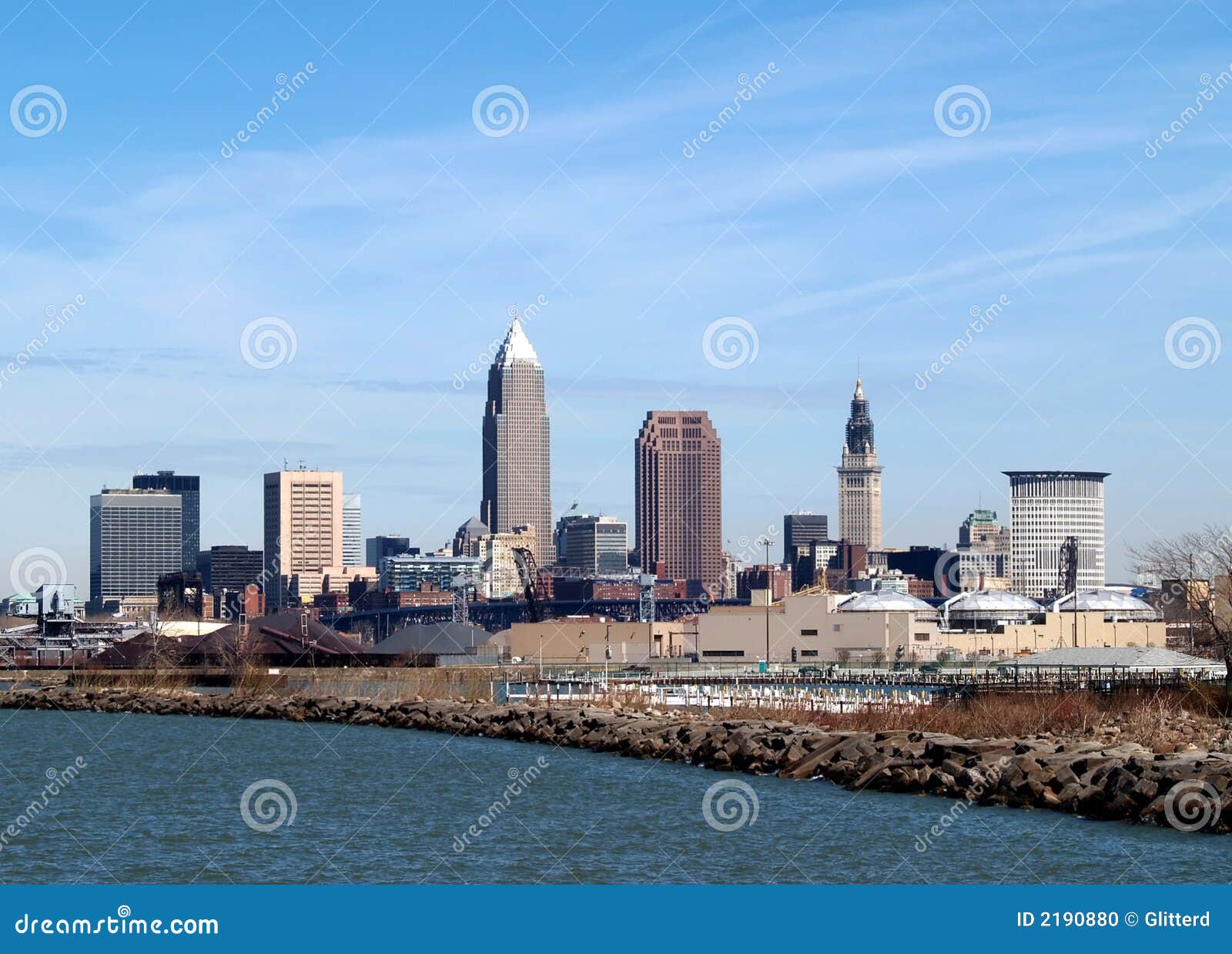 Downtown Cleveland Skyline And Fountain Of Eternal Life Statue Royalty ...