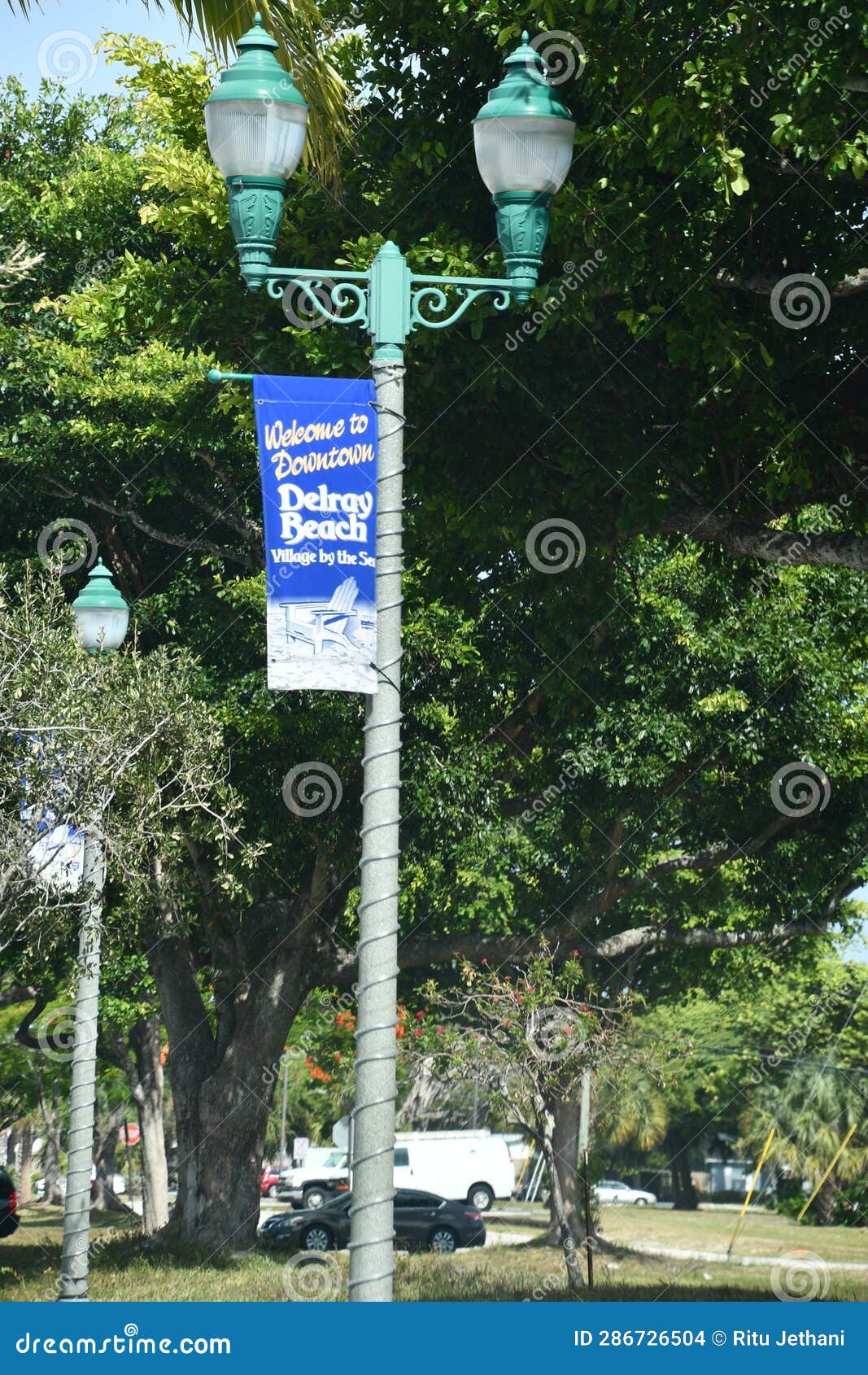 Downtown Delray Beach in Florida Editorial Stock Image - Image of ...