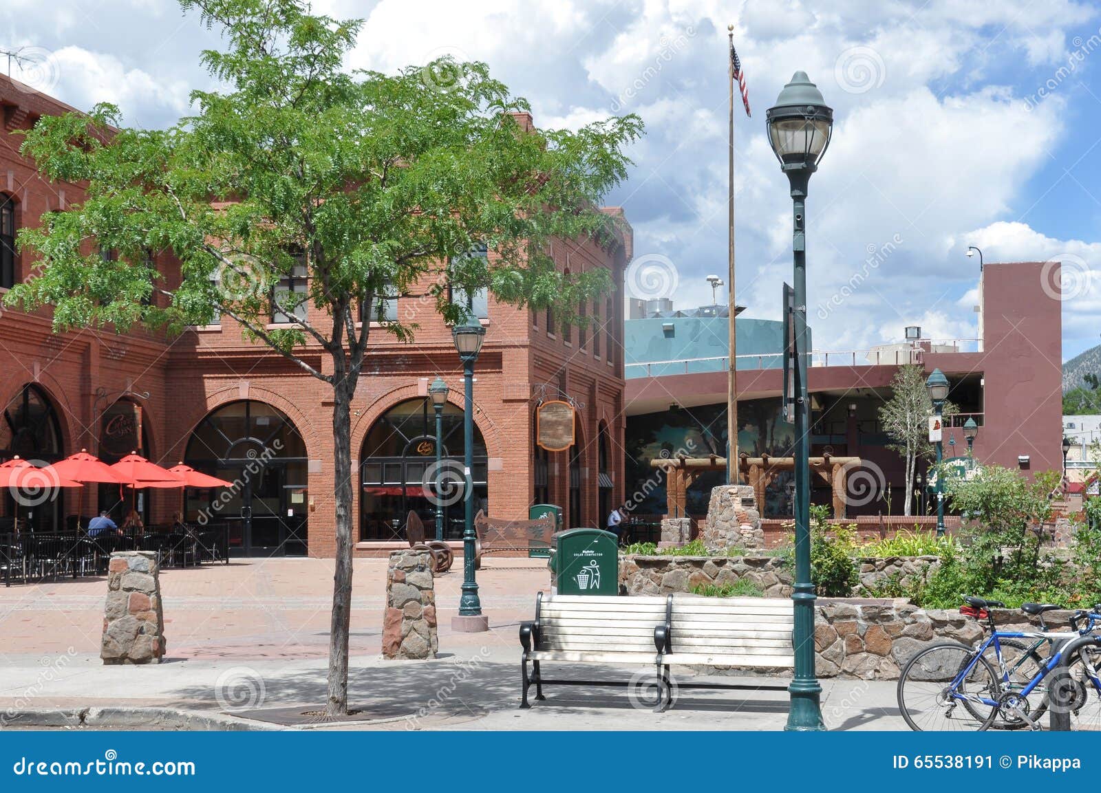 Downtown Flagstaff, Arizona Editorial Photo - Image of flag, arizona ...