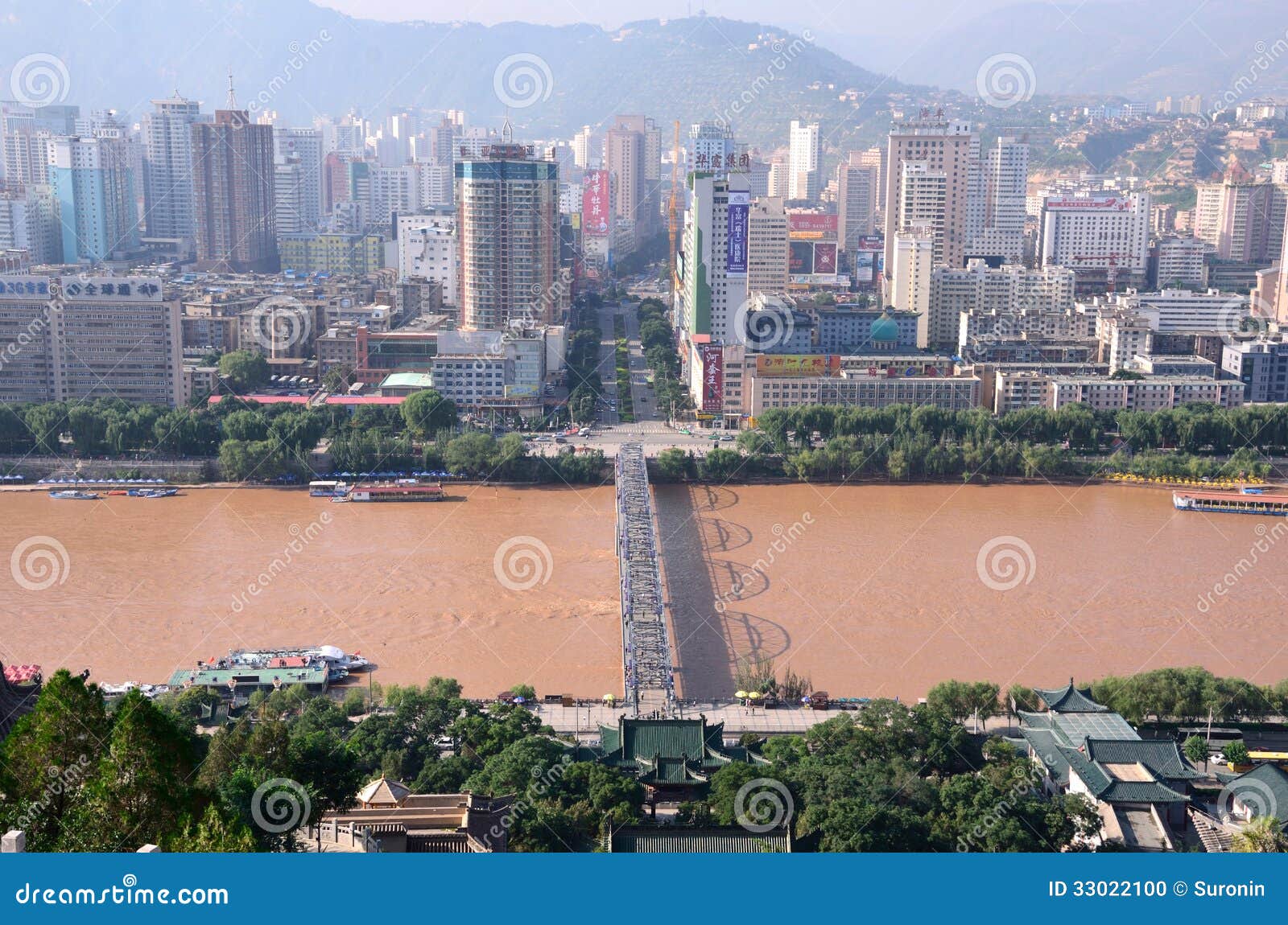 Downtown Lanzhou editorial image. Image of river, yellow - 33022100