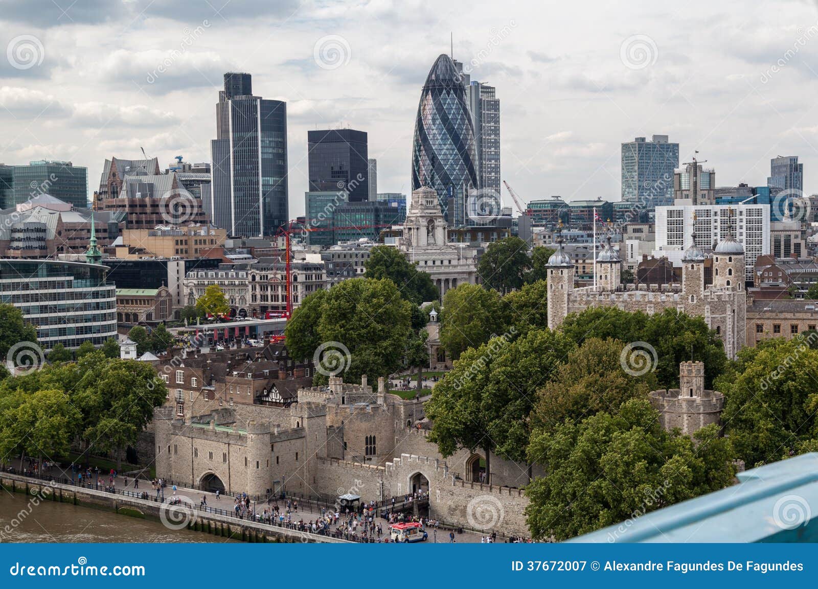 Downtown London editorial photography. Image of gherkin - 37672007