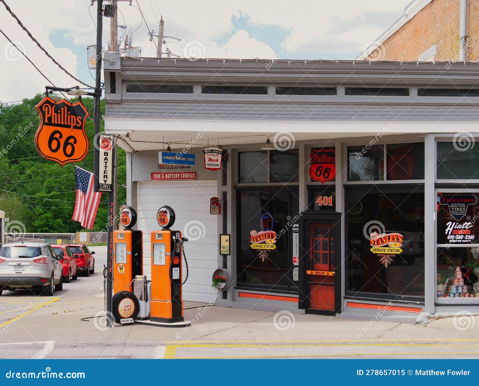 Downtown Main Street in Weston, MO - Phillips 66 Editorial Image ...