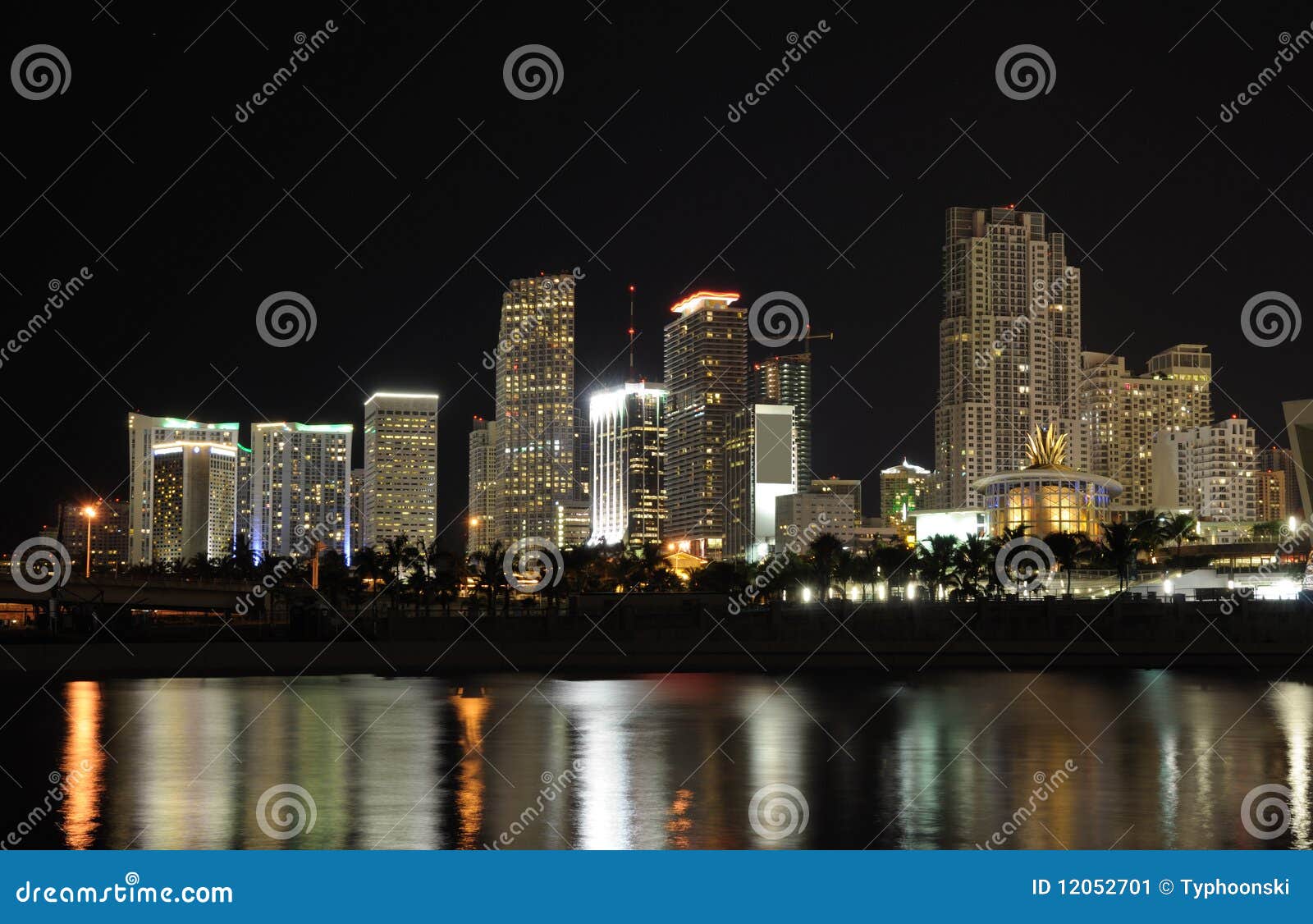 Downtown Miami at night stock image. Image of downtown - 12052701