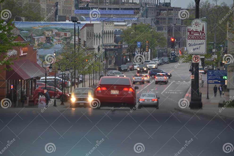 Downtown Naperville editorial stock image. Image of downtown - 70899979