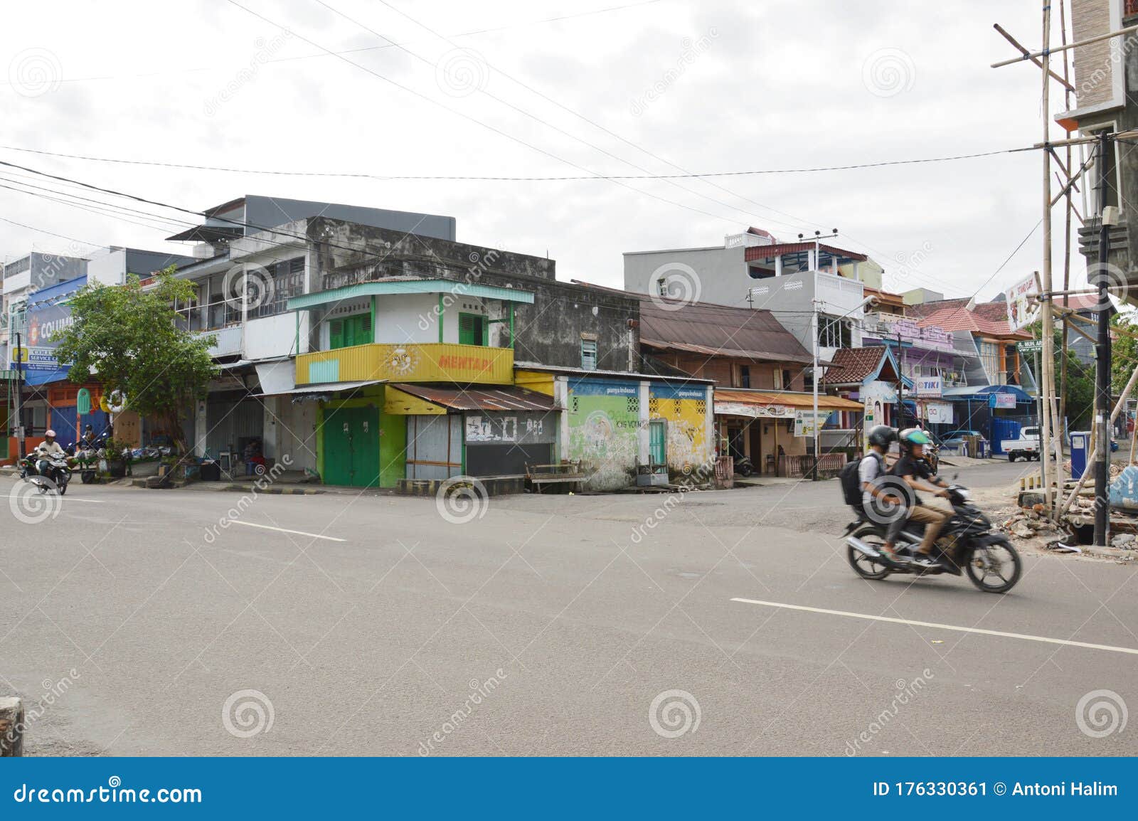 Downtown Pare-pare Indonesia Editorial Photo - Image of construction ...