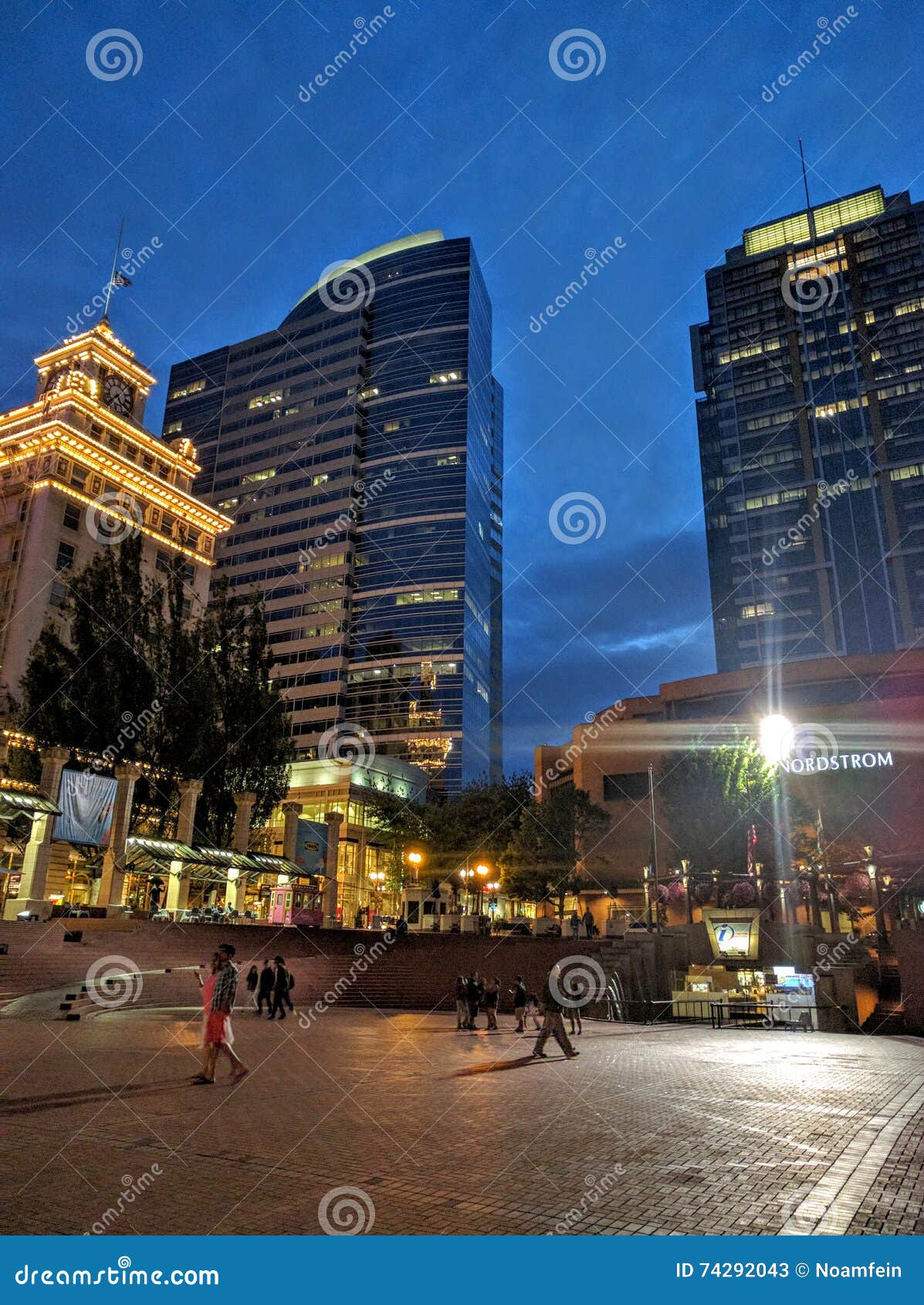 Night Scene of Downtown Portland Oregon Editorial Stock Photo - Image ...