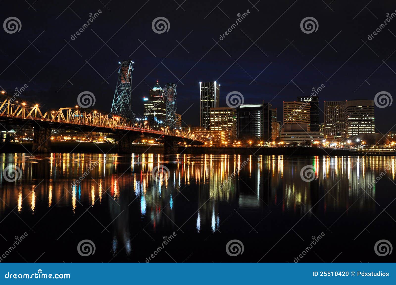 Downtown Portland Oregon at Night Stock Image - Image of night, skyline ...