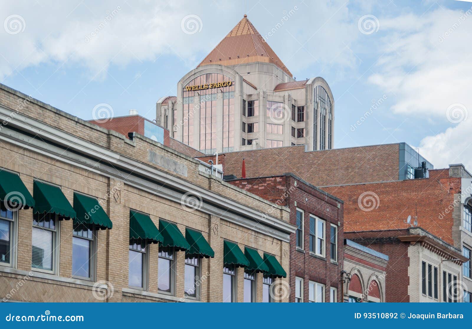 Downtown Roanoke editorial photography. Image of virginia - 93510892