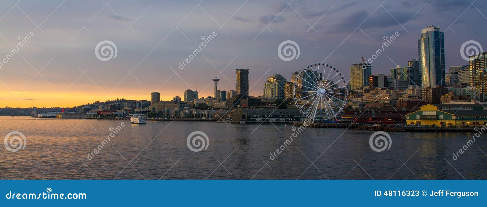 Downtown Seattle Skyline Royalty-Free Stock Photography | CartoonDealer ...