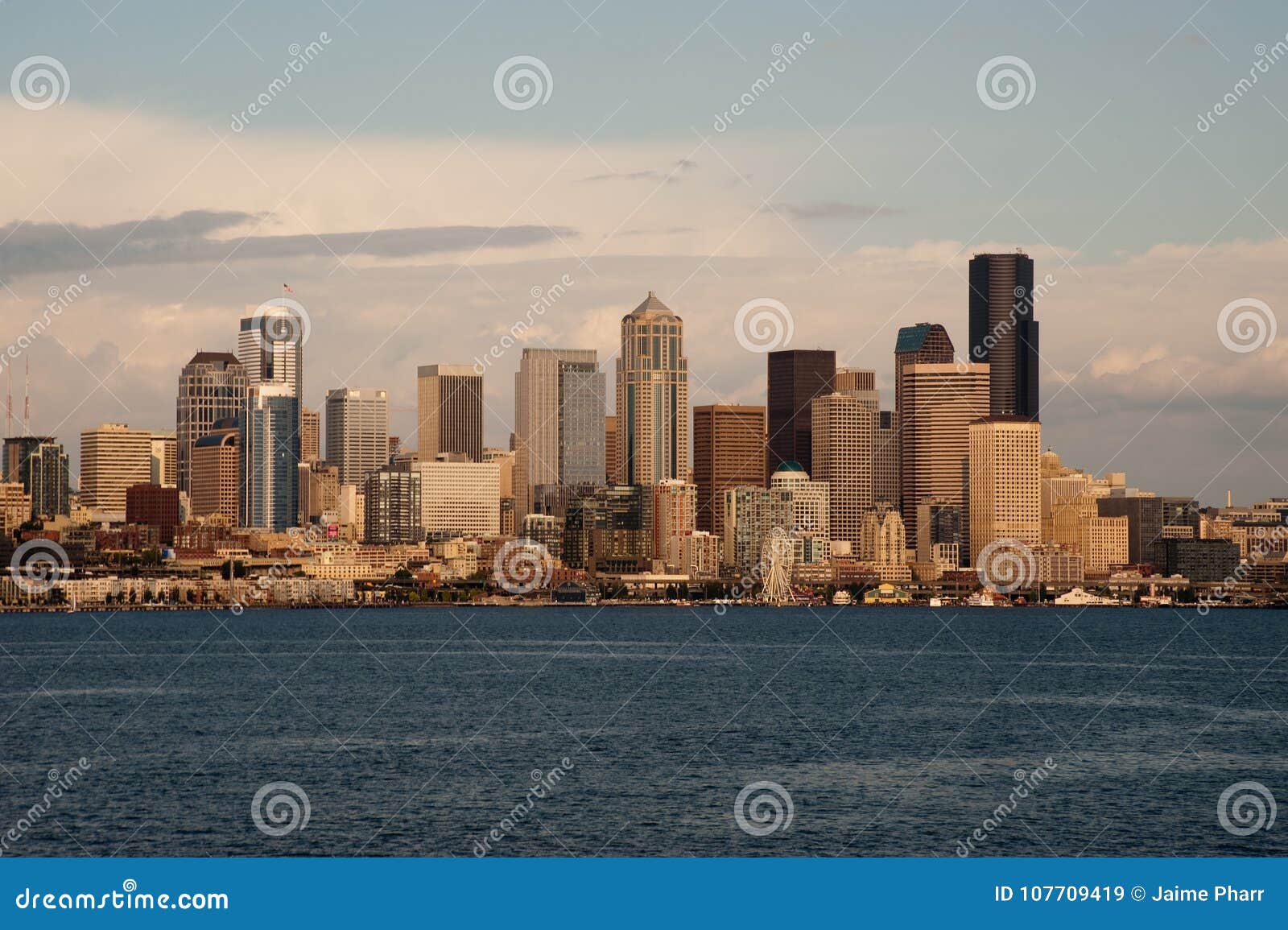 Dowtown Seattle skyline stock image. Image of america - 107709419