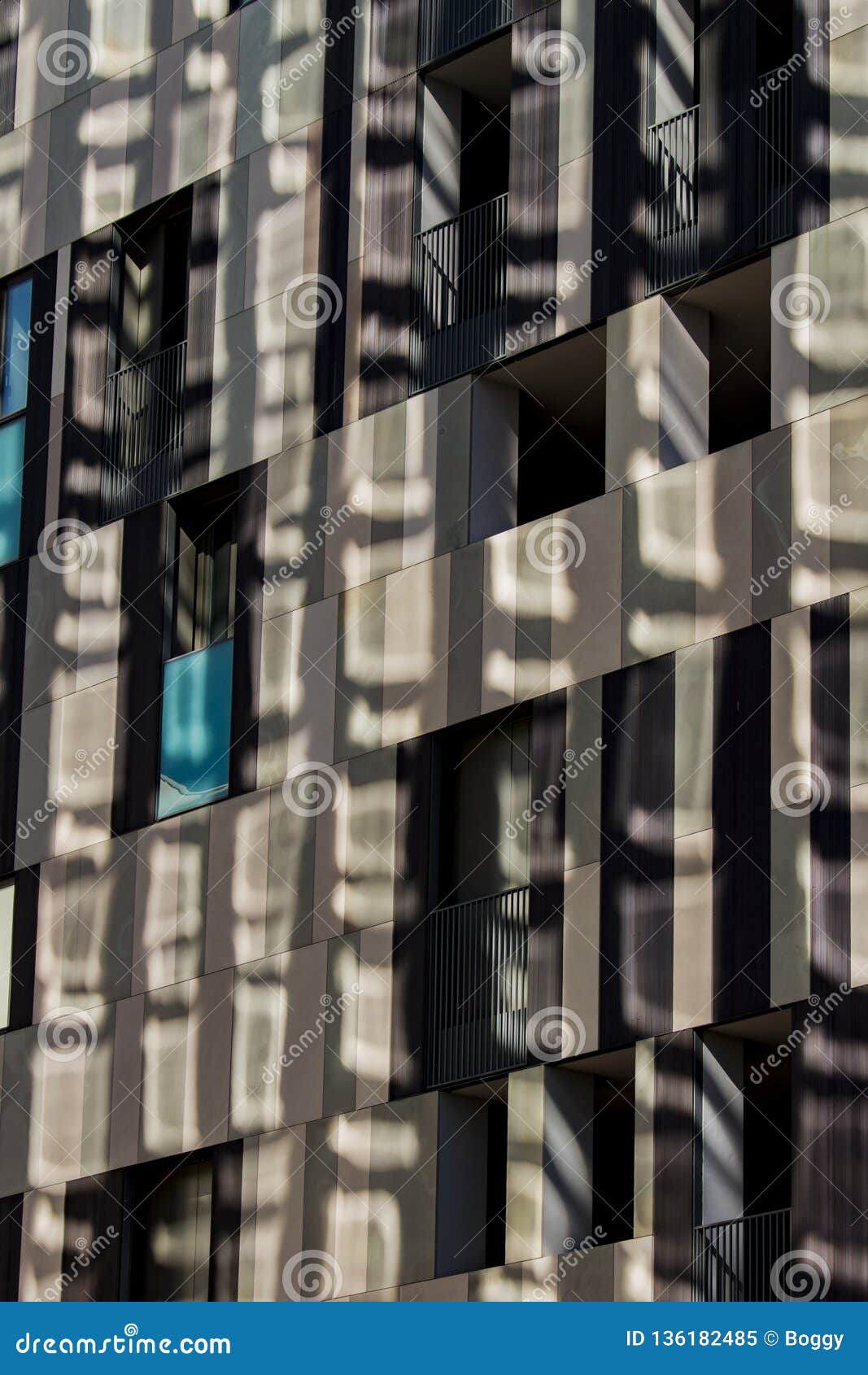 Downtown sky scraper stock image. Image of office, reflecting - 136182485
