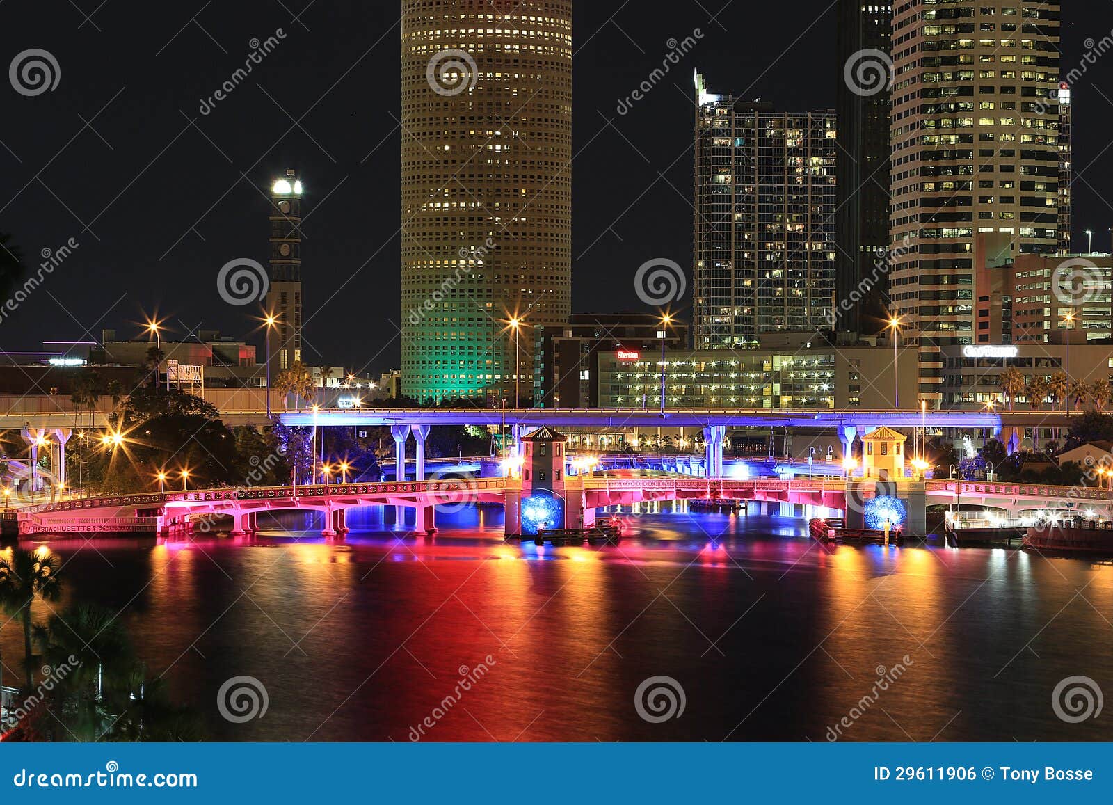 Downtown Tampa, Florida at Night Editorial Photo - Image of metropolis ...