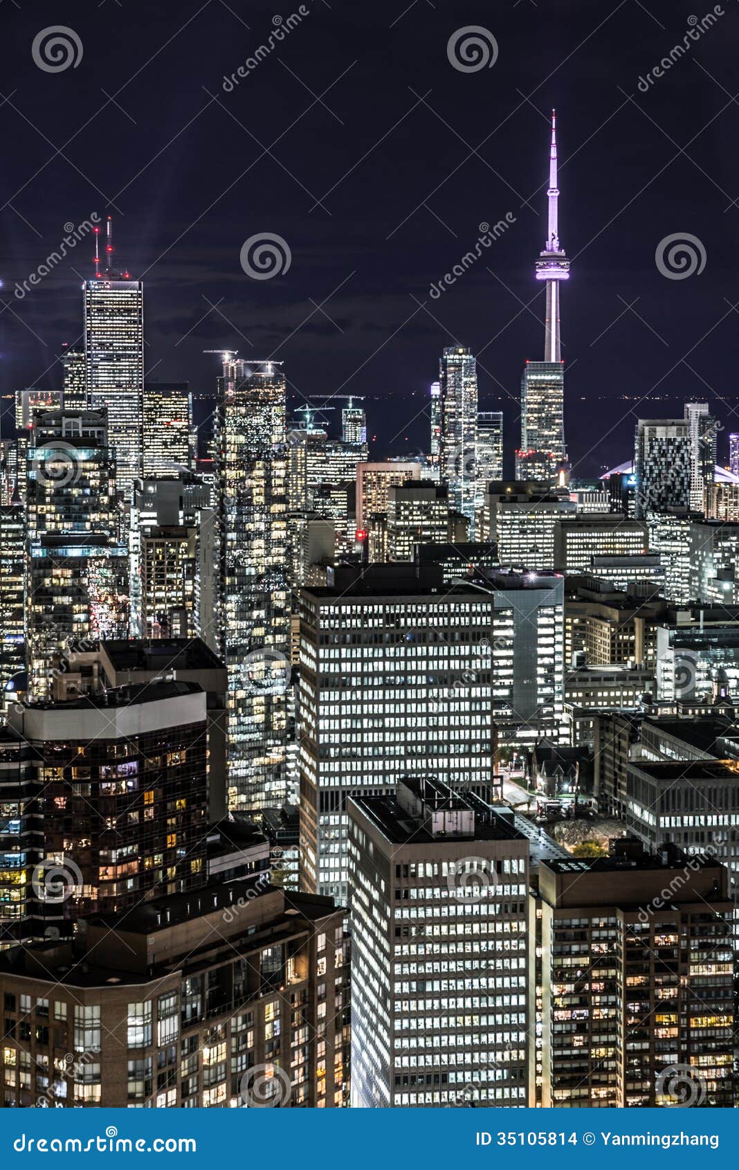 Downtown Toronto at night stock photo. Image of people - 35105814