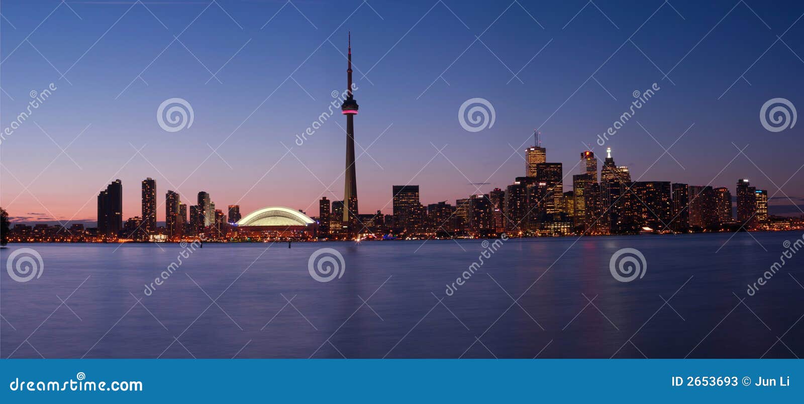 Downtowntoronto panorama stock image. Image of neon, urban - 2653693