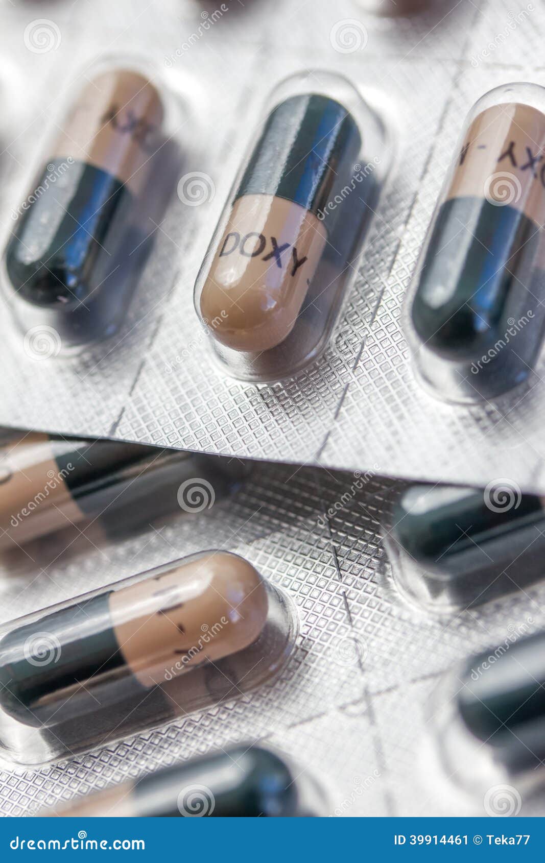 Doxycyclin Antibiotic Capsules Stock Image - Image of hospital ...