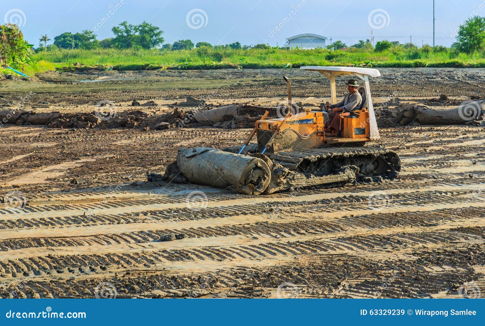 Dozer in action stock image. Image of mover, outdoor - 63329239