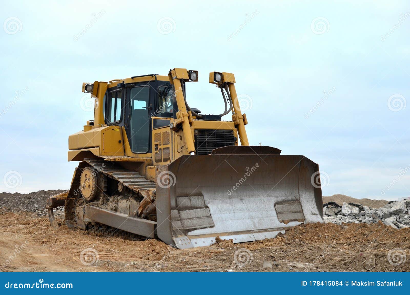 Dozer with Bucket for Pool Excavation and Utility Trenching. Bulldozer ...