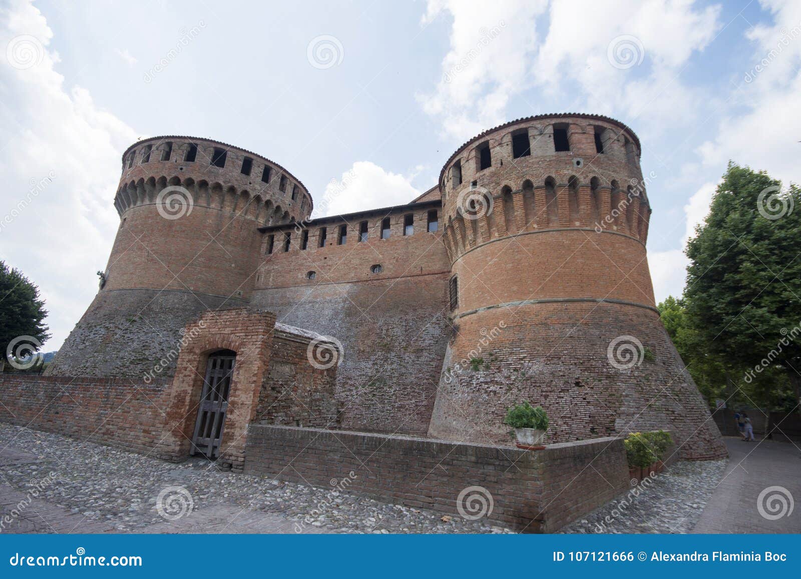 Dozza Castle, Emilia Romagna, Italy, June 2017 Stock Photo - Image of ...