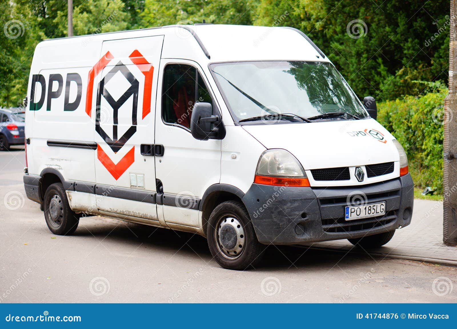 DPD delivery bus editorial photo. Image of poland, vehicle - 41744876
