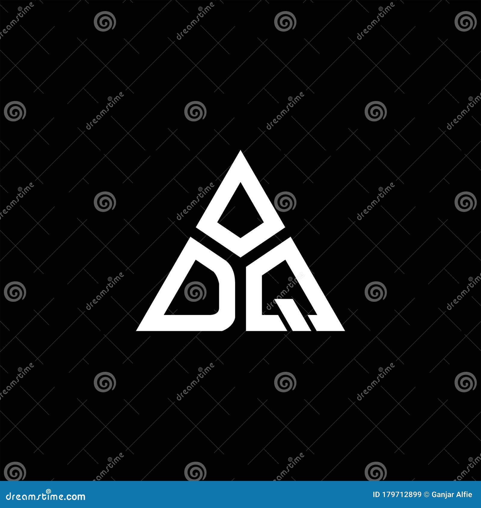 DQ Monogram Logo with 3 Pieces Shape Isolated on Triangle Stock Vector ...