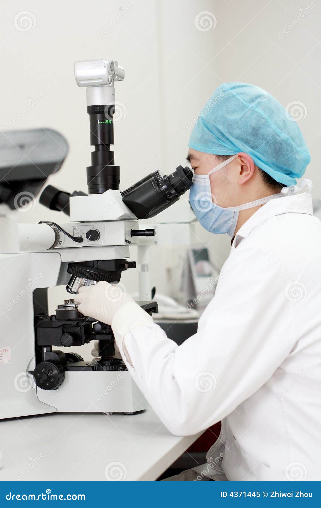 Drã€‚working in Lab stock image. Image of chemically, diag - 4371445