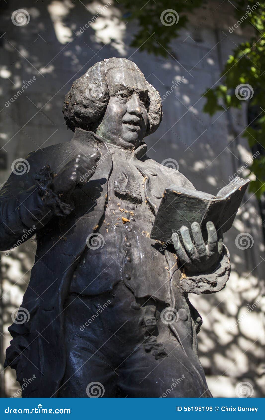 Dr. Samuel Johnson Statue in London Stockfoto - Bild von königreich ...
