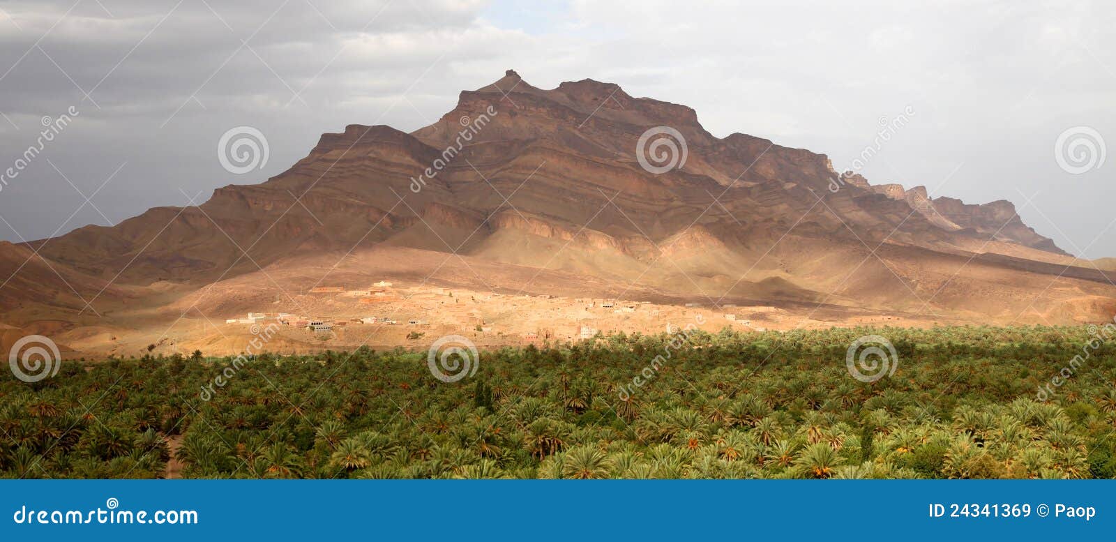 Draa valley stock image. Image of clouds, hiking, draa - 24341369
