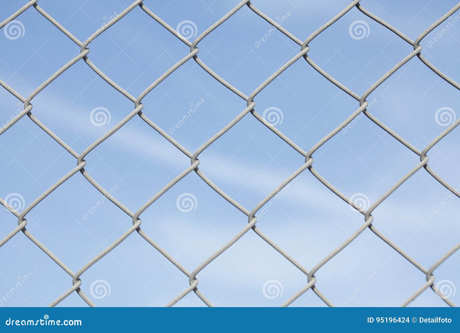 Draad Het Opleveren Omheining Stock Foto - Image of brein, achtergrond ...