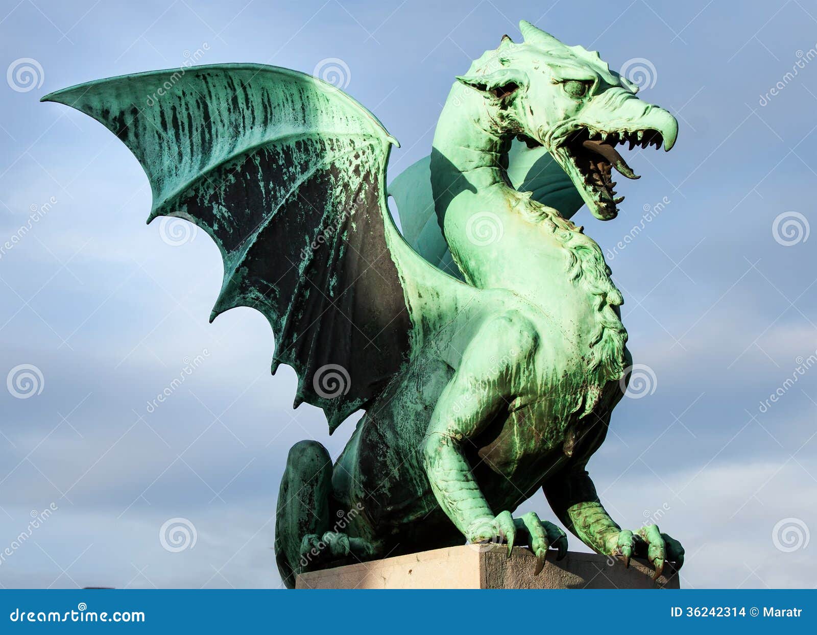 Draak stock foto. Image of geschiedenis, gezicht, mythologie - 36242314