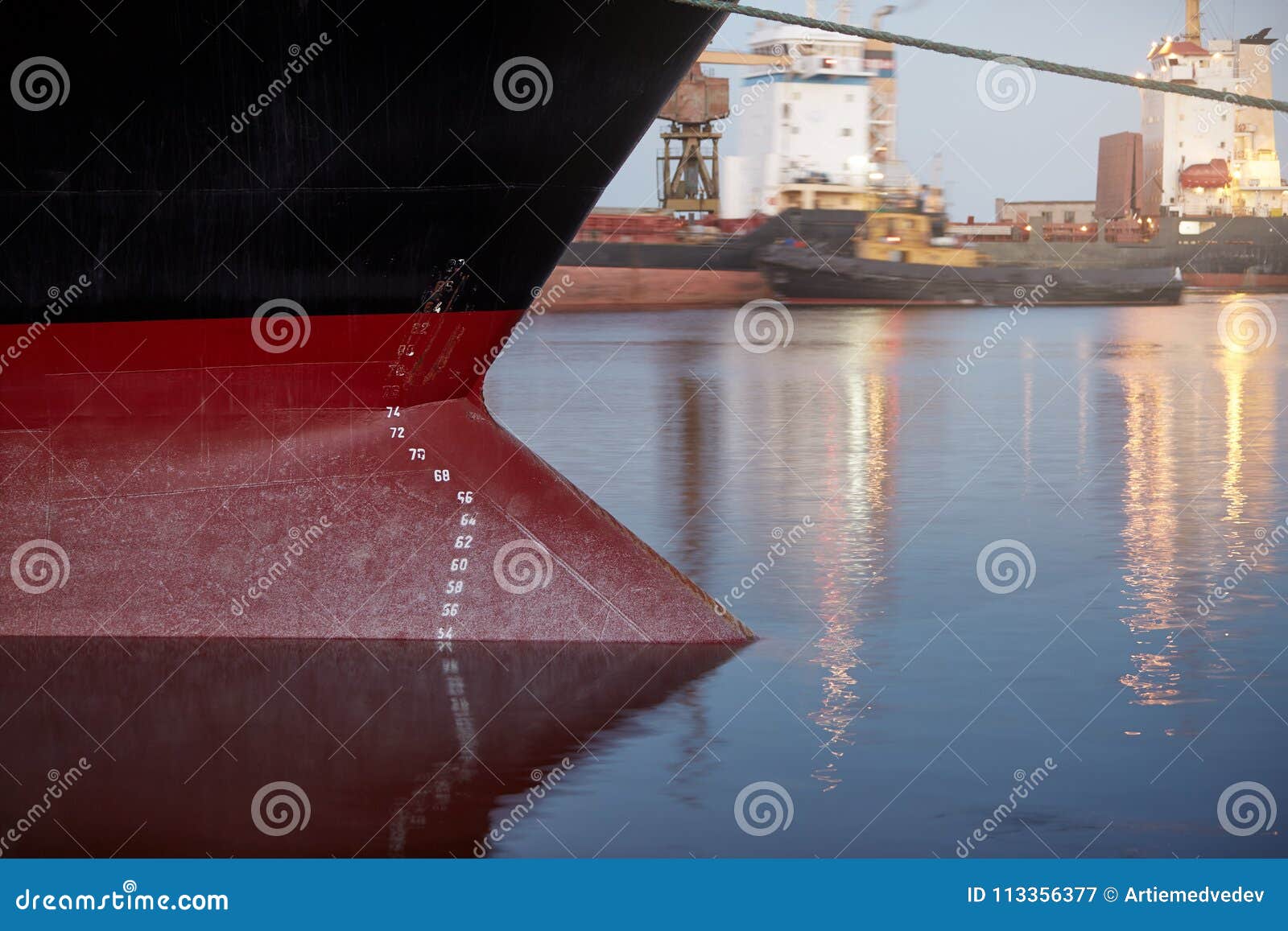 Ship Waterline Ruler Royalty-Free Stock Photo | CartoonDealer.com #40185675