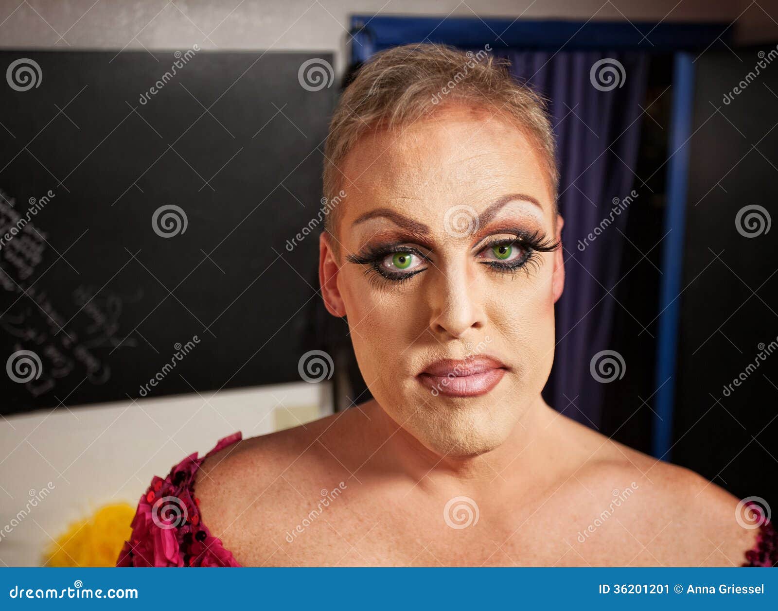 Drag Queen in Dressing Room Stock Image - Image of makeup, room: 36201201