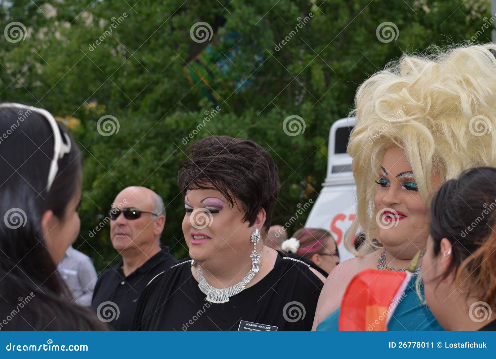 Drag Queens at Pride Parade Editorial Photo - Image of drag, rainbow ...