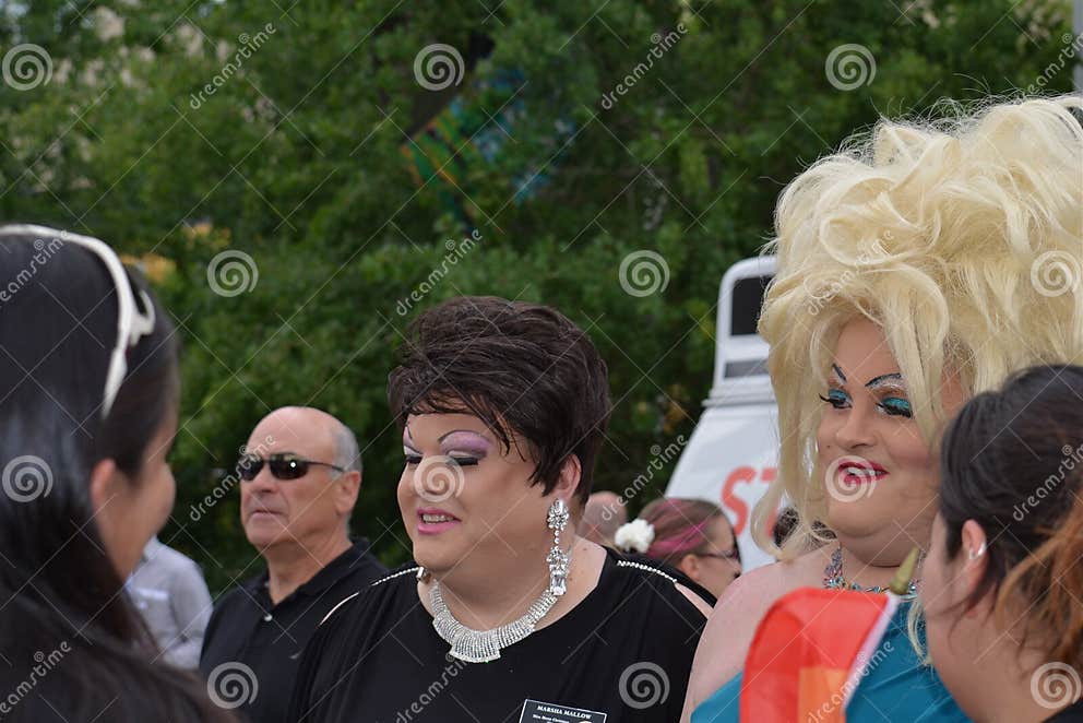 Drag Queens at Pride Parade Editorial Photo - Image of drag, rainbow ...