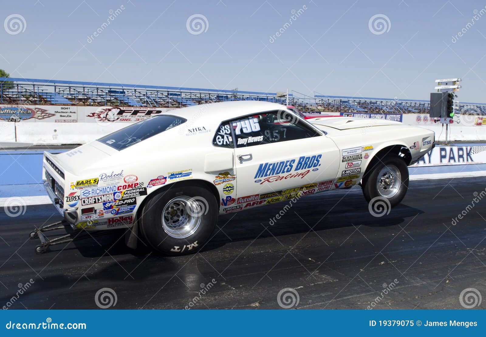 Drag Race Wheelie editorial image. Image of burnout, dragster - 19379075