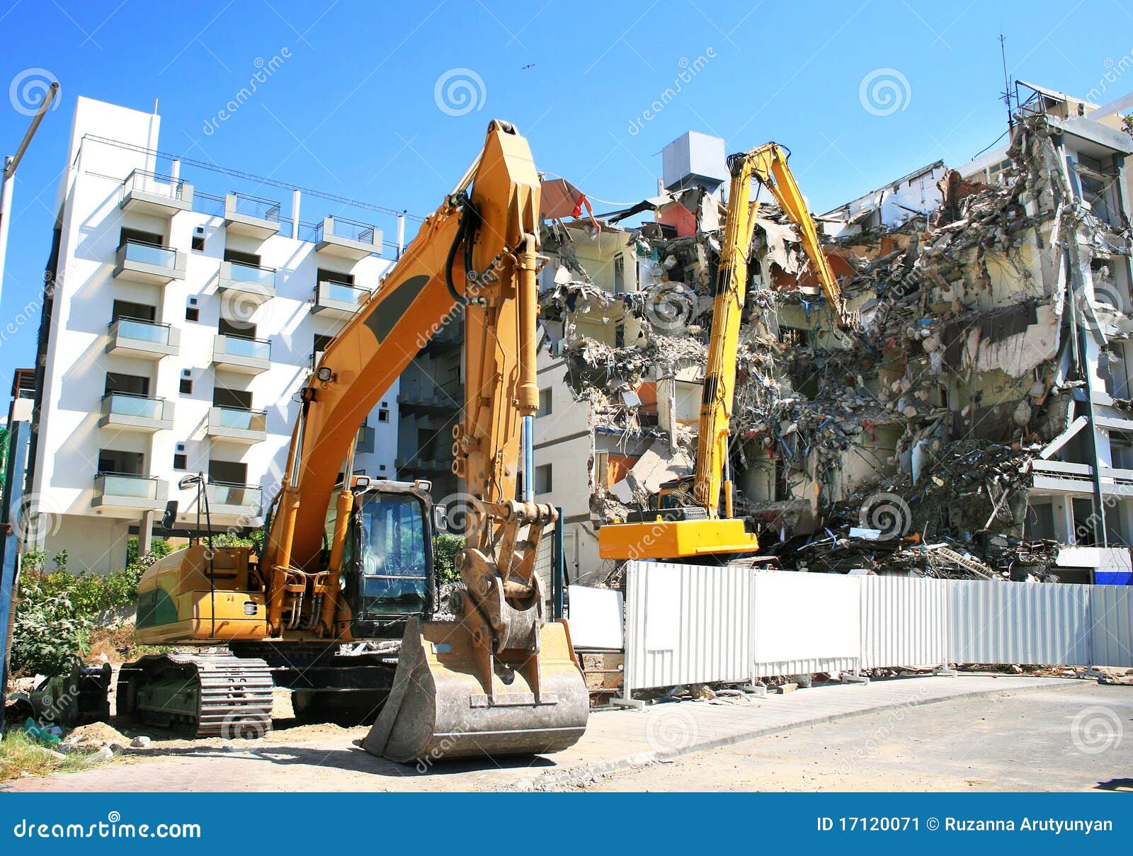 Draga imagem de stock. Imagem de transporte, amarelo - 17120071