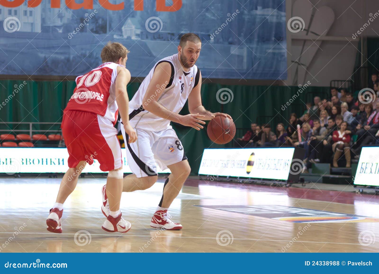 Dragan Labovic editorial stock photo. Image of floor - 24338988