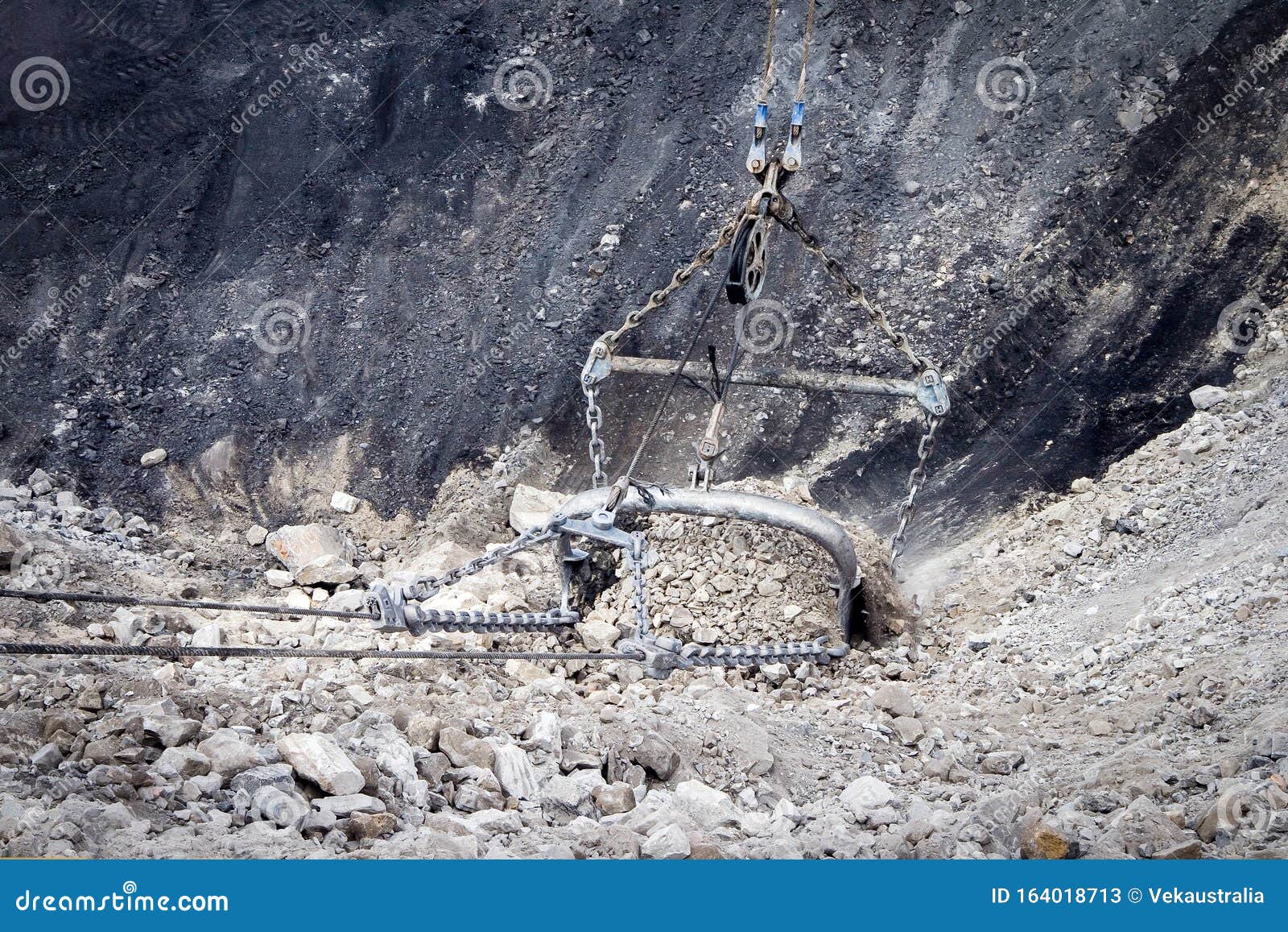Dragline Bucket Digging at Coal Mine Stock Image - Image of rope ...