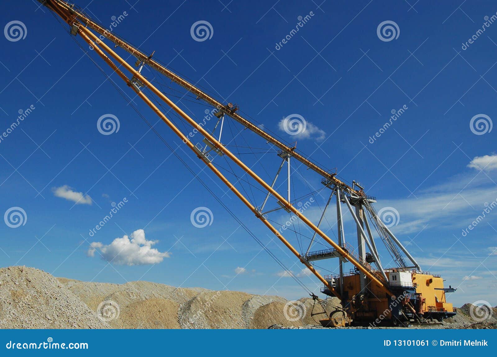 Dragline in open pit stock image. Image of heavy, mineral - 13101061