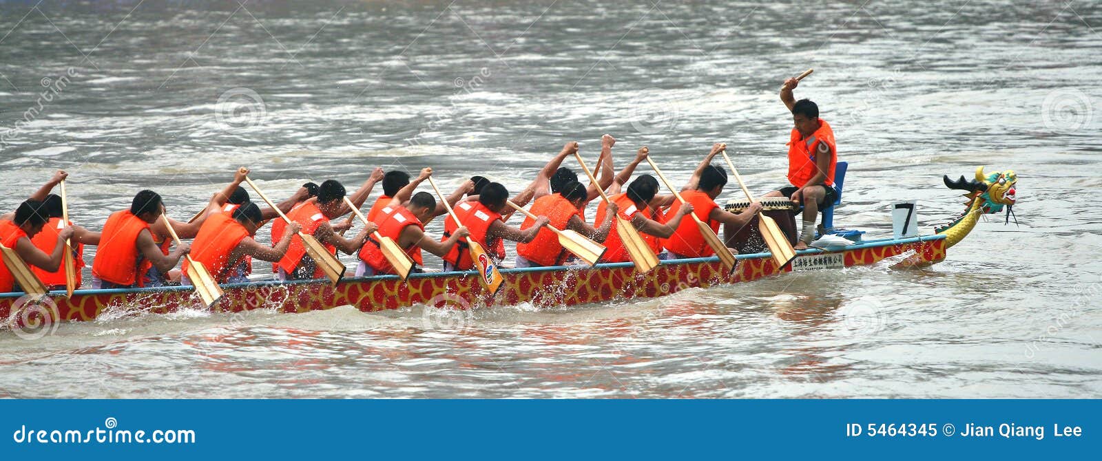 Dragon boat match editorial image. Image of cockleshell - 5464345