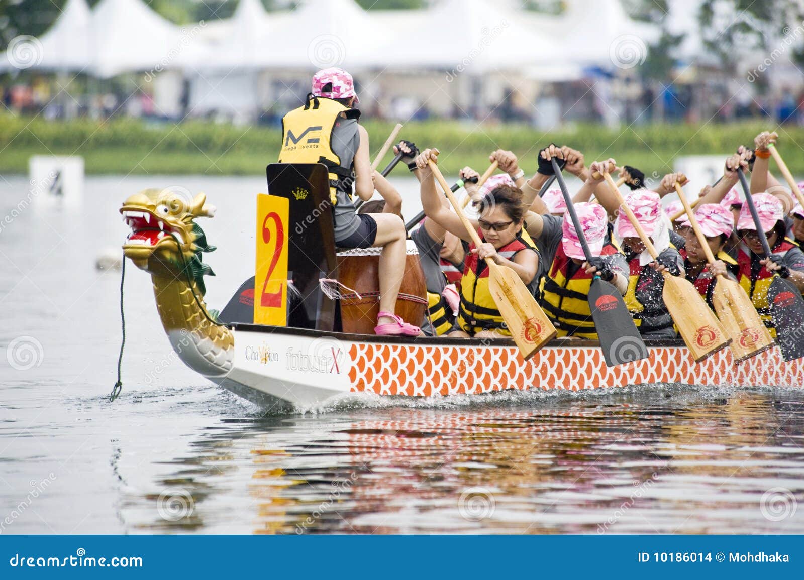 Dragon Boat Race editorial stock image. Image of paddler - 10186014