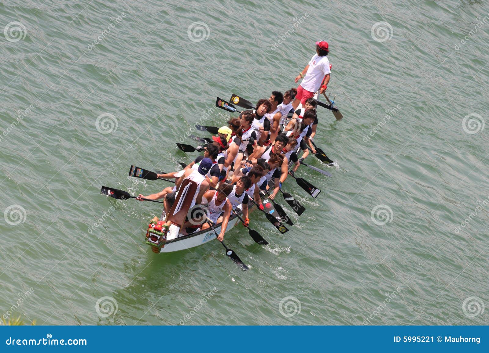 Dragon Boat Race editorial photo. Image of japan, water - 5995221