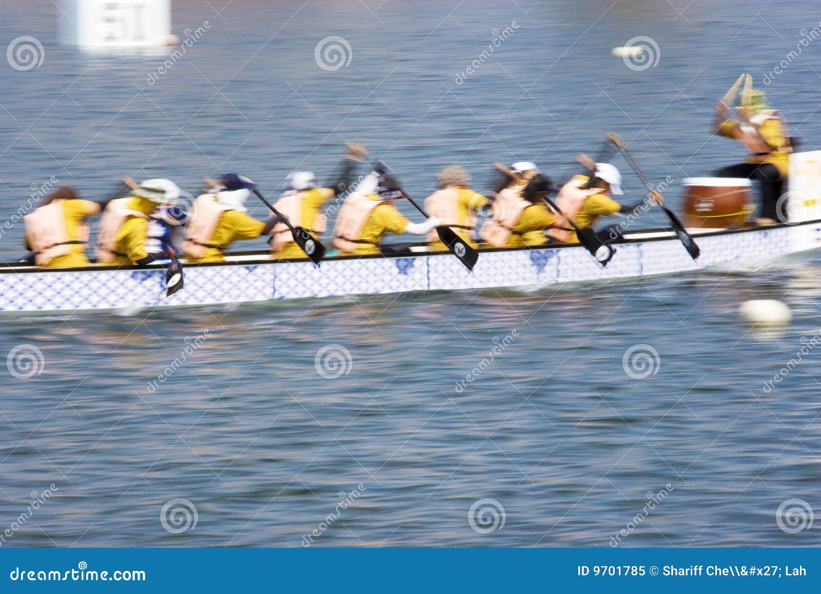 Dragon Boat Race Action (Blurred) Editorial Image - Image of racers ...