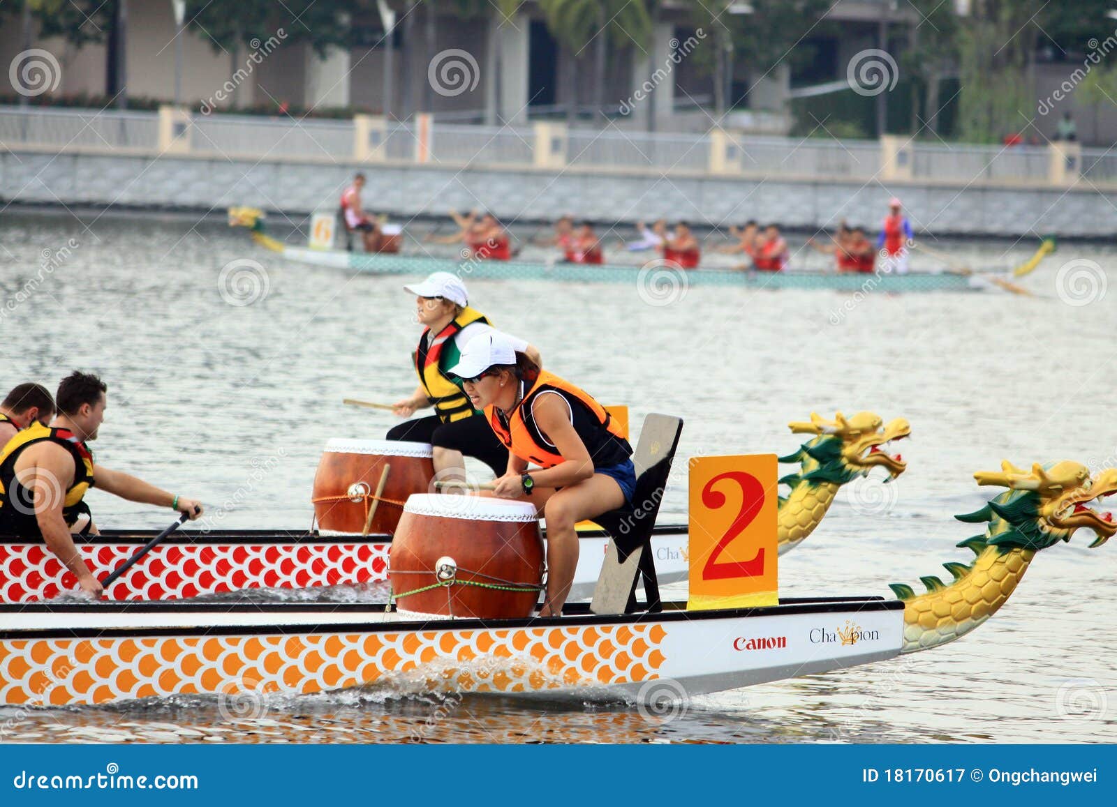 Dragon Boat Racing editorial photography. Image of vessel - 18170617